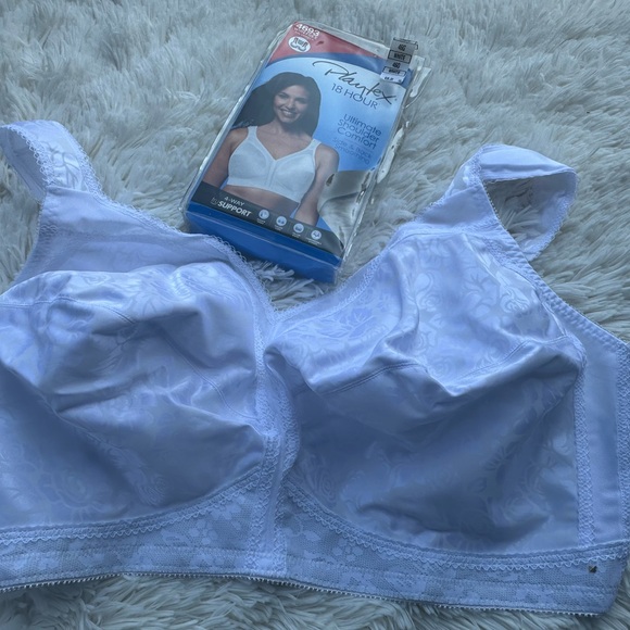 Playtex | Intimates & Sleepwear | Playtex White Floral Bra Size 46g New ...